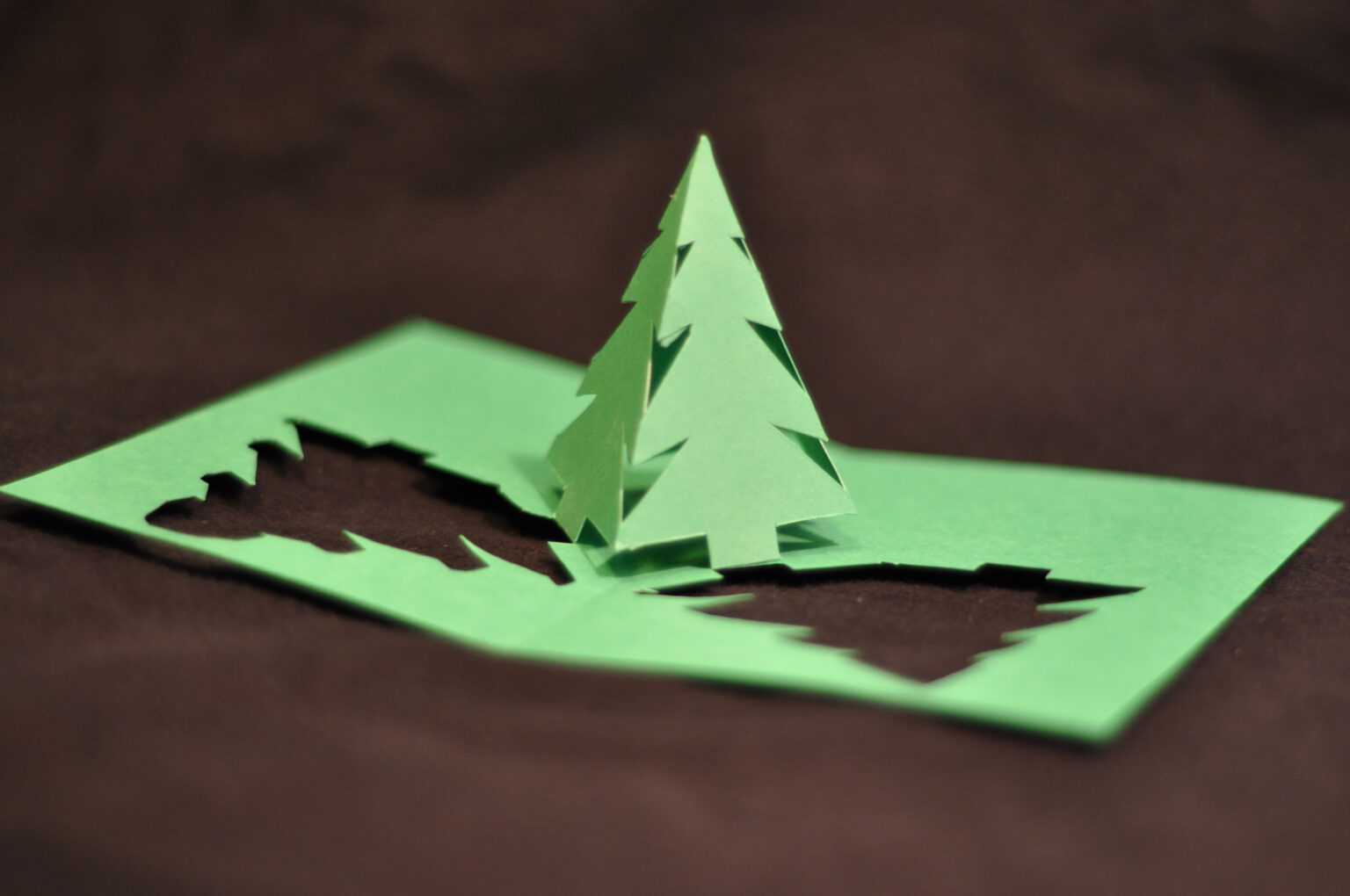 Christmas Pop Up Card: Simple Pyramid Tree Tutorial within Pop Up Tree ...